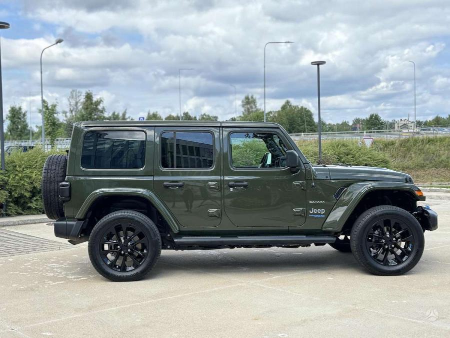 Zaļš Jeep Wrangler 2022 Viļņa, ar dzinēja tilpumu 2.00 L un nobraukumu 70 tūkst. km par 36300 €, foto 12 vietnē AUTOMOTO.COM.LV