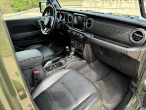 Zaļš Jeep Wrangler 2022 Viļņa, ar dzinēja tilpumu 2.00 L un nobraukumu 70 tūkst. km par 36300 €, foto 22 vietnē AUTOMOTO.COM.LV