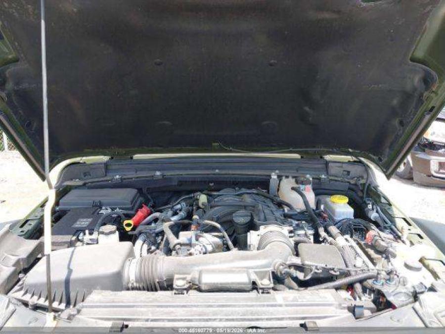 Green Jeep Wrangler 2023 in Klaipeda, with an engine capacity of 3.60 L and mileage of 23 thousand km for 14900 €, photo 11 on AUTOMOTO.COM.LV