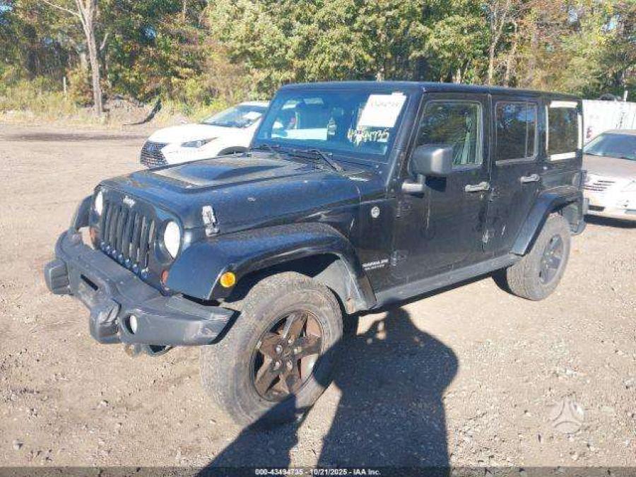 Grey Jeep Wrangler 2012 in Klaipeda, with an engine capacity of 3.60 L and mileage of 206 thousand km for 12500 €, photo 2 on AUTOMOTO.COM.LV