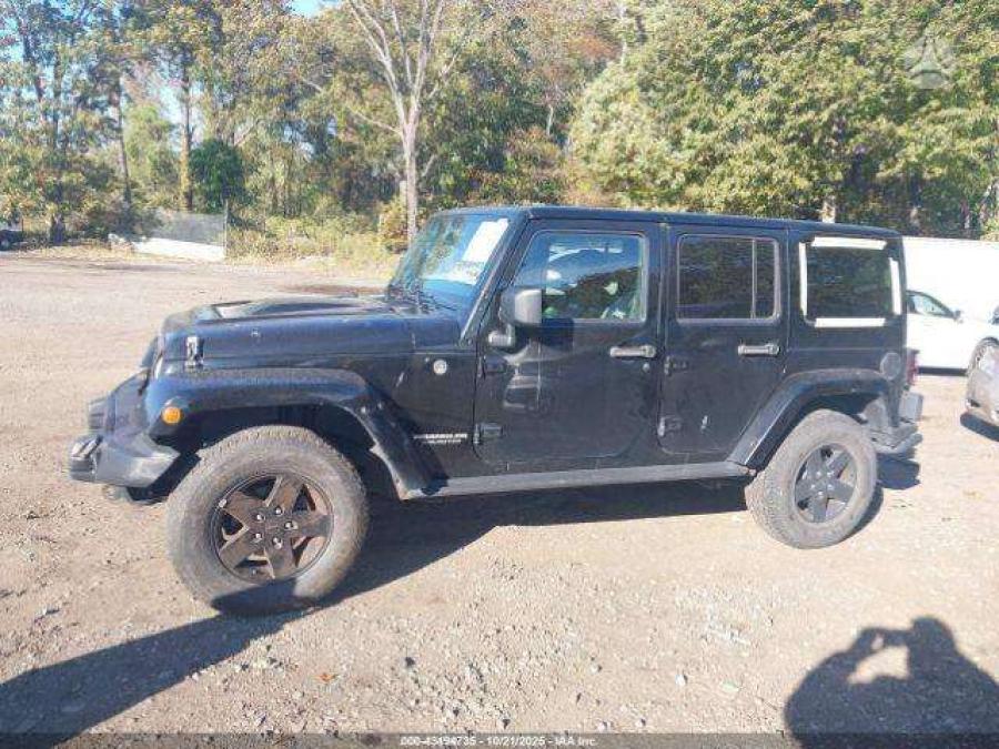 Grey Jeep Wrangler 2012 in Klaipeda, with an engine capacity of 3.60 L and mileage of 206 thousand km for 12500 €, photo 14 on AUTOMOTO.COM.LV