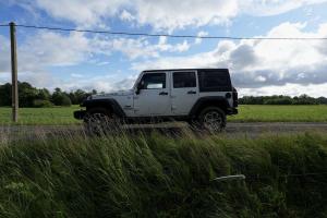 Grey Jeep Wrangler 2012 in Vilnius, with an engine capacity of 2.78 L and mileage of 197 thousand km for 22900 €, photo 6 on AUTOMOTO.COM.LV