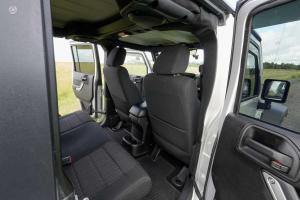 Grey Jeep Wrangler 2012 in Vilnius, with an engine capacity of 2.78 L and mileage of 197 thousand km for 22900 €, photo 16 on AUTOMOTO.COM.LV