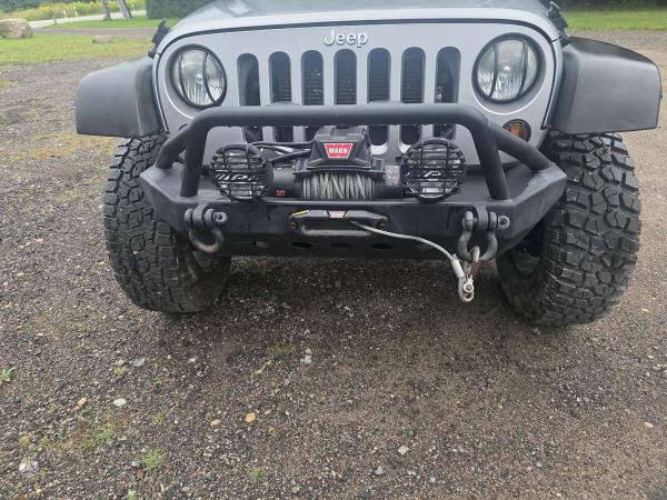 Pelēks Jeep Wrangler 2013 Viļņa, ar dzinēja tilpumu 3.60 L un nobraukumu 160 tūkst. km par 15700 €, foto 7 vietnē AUTOMOTO.COM.LV