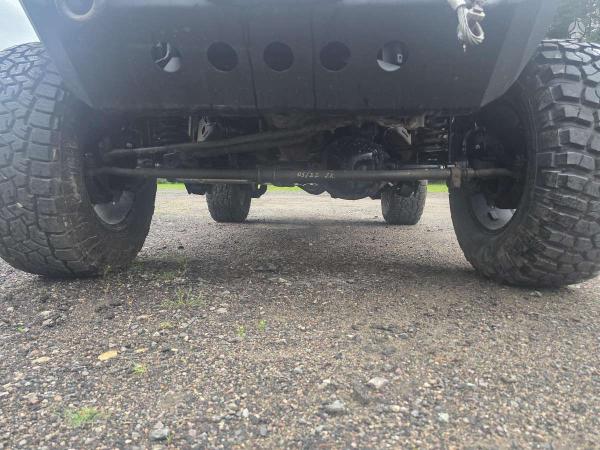 Pelēks Jeep Wrangler 2013 Viļņa, ar dzinēja tilpumu 3.60 L un nobraukumu 160 tūkst. km par 15700 €, foto 8 vietnē AUTOMOTO.COM.LV
