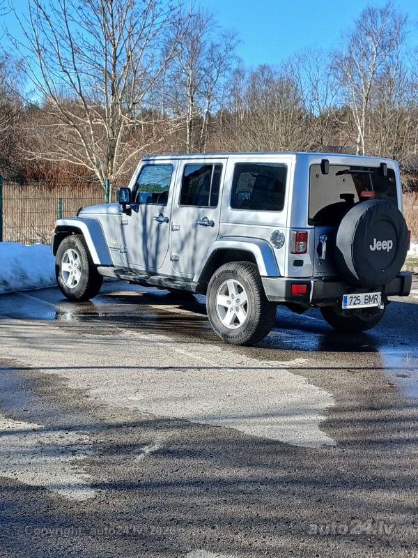 Pelēks Jeep Wrangler 2014 Tallina, ar dzinēja tilpumu 2.80 L un nobraukumu 76 tūkst. km par 27500 €, foto 4 vietnē AUTOMOTO.COM.LV