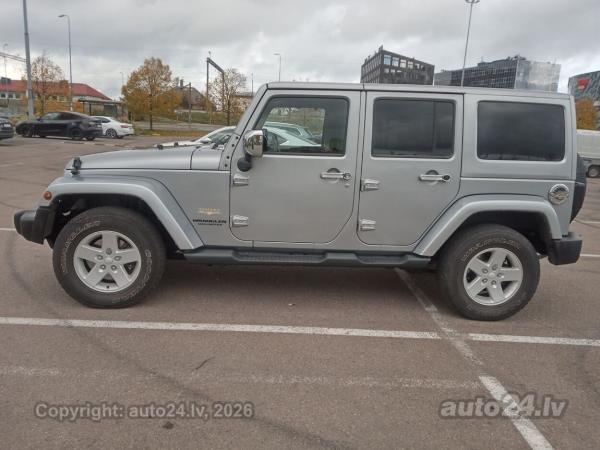Pelēks Jeep Wrangler 2014 Tallina, ar dzinēja tilpumu 2.80 L un nobraukumu 76 tūkst. km par 27500 €, foto 5 vietnē AUTOMOTO.COM.LV