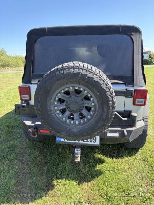 Grey Jeep Wrangler 2014 in Tallinn, with an engine capacity of 3.60 L and mileage of 0 thousand km for 19600 €, photo 7 on AUTOMOTO.COM.LV