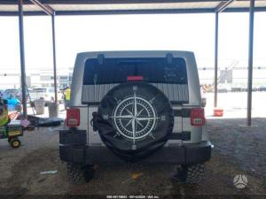 Pelēks Jeep Wrangler 2015 Klaipėda, ar dzinēja tilpumu 3.60 L un nobraukumu 90 tūkst. km par 10000 €, foto 5 vietnē AUTOMOTO.COM.LV