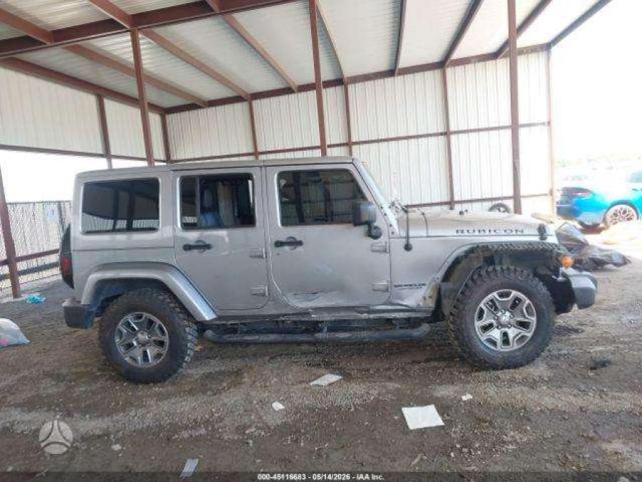 Pelēks Jeep Wrangler 2015 Klaipėda, ar dzinēja tilpumu 3.60 L un nobraukumu 90 tūkst. km par 10000 €, foto 8 vietnē AUTOMOTO.COM.LV