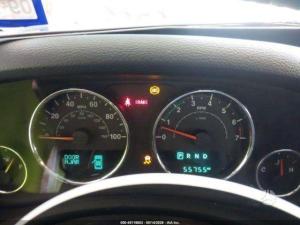 Pelēks Jeep Wrangler 2015 Klaipėda, ar dzinēja tilpumu 3.60 L un nobraukumu 90 tūkst. km par 10000 €, foto 13 vietnē AUTOMOTO.COM.LV