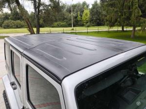 Grey Jeep Wrangler 2016 in Siauliai, with an engine capacity of 3.60 L and mileage of 217 thousand km for 12800 €, photo 9 on AUTOMOTO.COM.LV