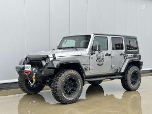 Pelēks Jeep Wrangler 2017 Viļņa, ar dzinēja tilpumu 3.60 L un nobraukumu 125 tūkst. km par 24500 €, foto 3 vietnē AUTOMOTO.COM.LV