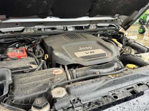 Pelēks Jeep Wrangler 2017 Viļņa, ar dzinēja tilpumu 3.60 L un nobraukumu 125 tūkst. km par 24500 €, foto 14 vietnē AUTOMOTO.COM.LV