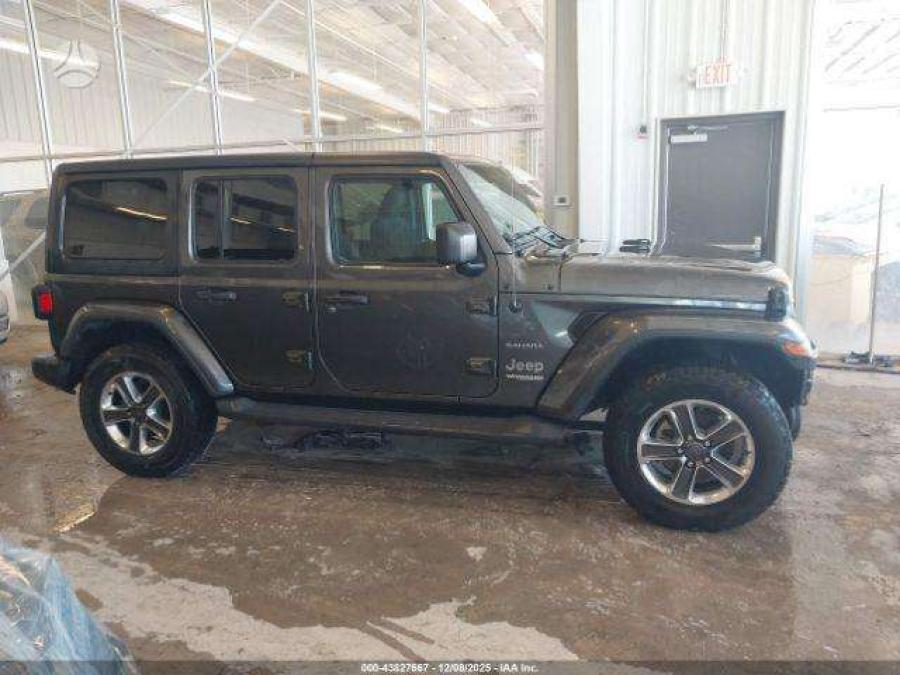 Pelēks Jeep Wrangler 2019 Klaipėda, ar dzinēja tilpumu 2.00 L un nobraukumu 149 tūkst. km par 8700 €, foto 13 vietnē AUTOMOTO.COM.LV