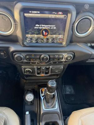 Pelēks Jeep Wrangler 2019 Šauļi, ar dzinēja tilpumu 2.14 L un nobraukumu 219 tūkst. km par 20900 €, foto 12 vietnē AUTOMOTO.COM.LV