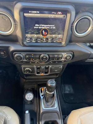 Grey Jeep Wrangler 2019 in Siauliai, with an engine capacity of 2.14 L and mileage of 219 thousand km for 20900 €, photo 11 on AUTOMOTO.COM.LV