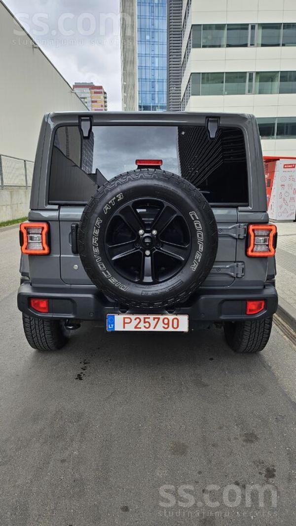 Pelēks Jeep Wrangler 2019 Viļņa, ar dzinēja tilpumu 2.20 L un nobraukumu 0 tūkst. km par 37999 €, foto 3 vietnē AUTOMOTO.COM.LV