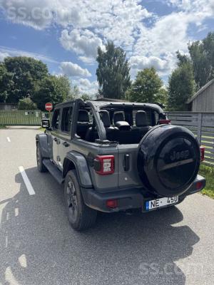 Grey Jeep Wrangler 2019 in Riga, with an engine capacity of 2.00 L and mileage of 95 thousand km for 40500 €, photo 4 on AUTOMOTO.COM.LV