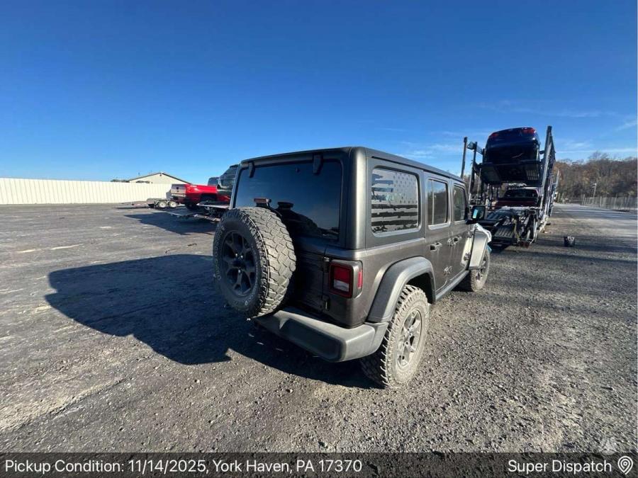 Pelēks Jeep Wrangler 2020 Ukmergė, ar dzinēja tilpumu 3.60 L un nobraukumu 68 tūkst. km par 17545 €, foto 2 vietnē AUTOMOTO.COM.LV