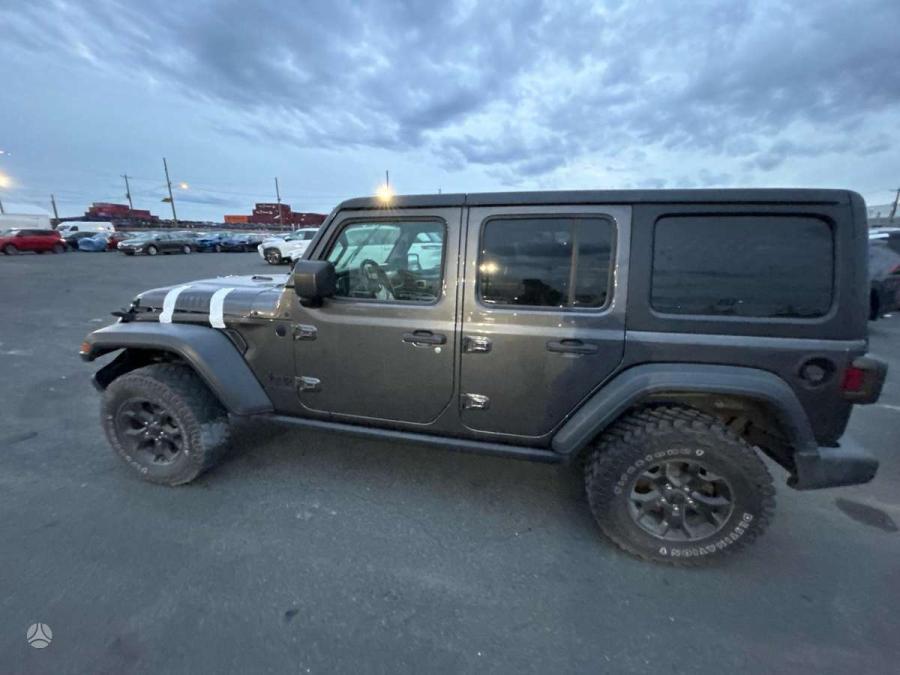 Pelēks Jeep Wrangler 2020 Ukmergė, ar dzinēja tilpumu 3.60 L un nobraukumu 68 tūkst. km par 17545 €, foto 8 vietnē AUTOMOTO.COM.LV