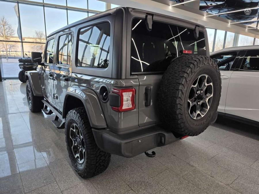 Pelēks Jeep Wrangler 2020 Šauļi, ar dzinēja tilpumu 3.60 L un nobraukumu 45 tūkst. km par 39950 €, foto 5 vietnē AUTOMOTO.COM.LV