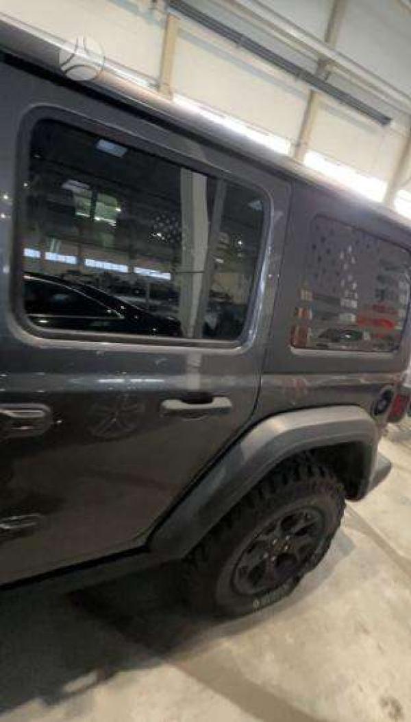Pelēks Jeep Wrangler 2020 Ukmergė, ar dzinēja tilpumu 3.60 L un nobraukumu 68 tūkst. km par 15999 €, foto 5 vietnē AUTOMOTO.COM.LV