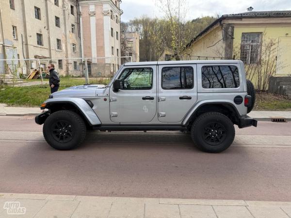 Grey Jeep Wrangler 2020 in Vilnius, with an engine capacity of 3.60 L and mileage of 38 thousand km for 37900 €, photo 4 on AUTOMOTO.COM.LV