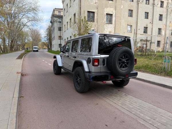 Grey Jeep Wrangler 2020 in Vilnius, with an engine capacity of 3.60 L and mileage of 38 thousand km for 37900 €, photo 5 on AUTOMOTO.COM.LV