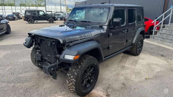 Pelēks Jeep Wrangler 2020 Ukmergė, ar dzinēja tilpumu 3.60 L un nobraukumu 68 tūkst. km par 13450 €, foto 8 vietnē AUTOMOTO.COM.LV