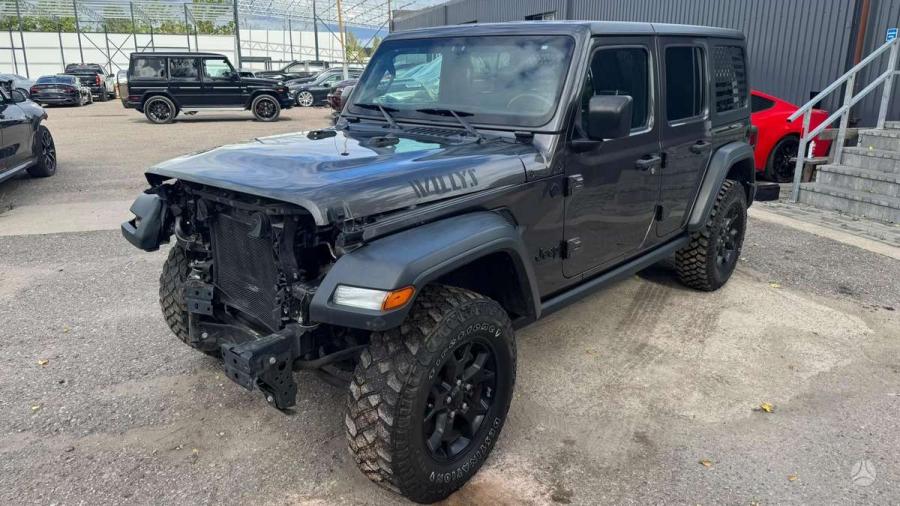 Grey Jeep Wrangler 2020 in Ukmerge, with an engine capacity of 3.60 L and mileage of 68 thousand km for 13450 €, photo 9 on AUTOMOTO.COM.LV