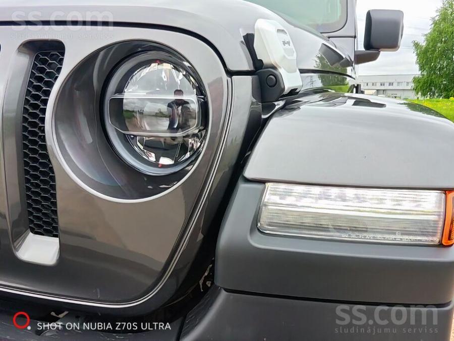 Pelēks Jeep Wrangler 2021 Rīga, ar dzinēja tilpumu 2.00 L un nobraukumu 50 tūkst. km par 42600 €, foto 10 vietnē AUTOMOTO.COM.LV