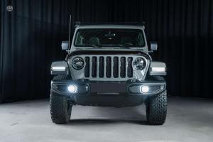 Pelēks Jeep Wrangler 2021 Viļņa, ar dzinēja tilpumu 2.99 L un nobraukumu 42 tūkst. km par 45000 €, foto 3 vietnē AUTOMOTO.COM.LV