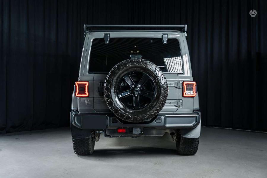 Pelēks Jeep Wrangler 2021 Viļņa, ar dzinēja tilpumu 2.99 L un nobraukumu 42 tūkst. km par 45000 €, foto 6 vietnē AUTOMOTO.COM.LV