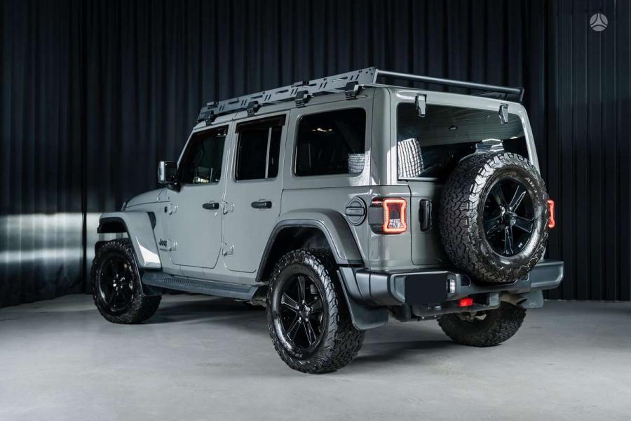 Pelēks Jeep Wrangler 2021 Viļņa, ar dzinēja tilpumu 2.99 L un nobraukumu 42 tūkst. km par 45000 €, foto 7 vietnē AUTOMOTO.COM.LV