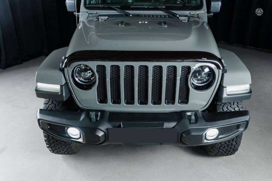 Pelēks Jeep Wrangler 2021 Viļņa, ar dzinēja tilpumu 2.99 L un nobraukumu 42 tūkst. km par 45000 €, foto 20 vietnē AUTOMOTO.COM.LV