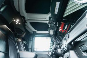 Pelēks Jeep Wrangler 2021 Viļņa, ar dzinēja tilpumu 2.99 L un nobraukumu 42 tūkst. km par 45000 €, foto 26 vietnē AUTOMOTO.COM.LV