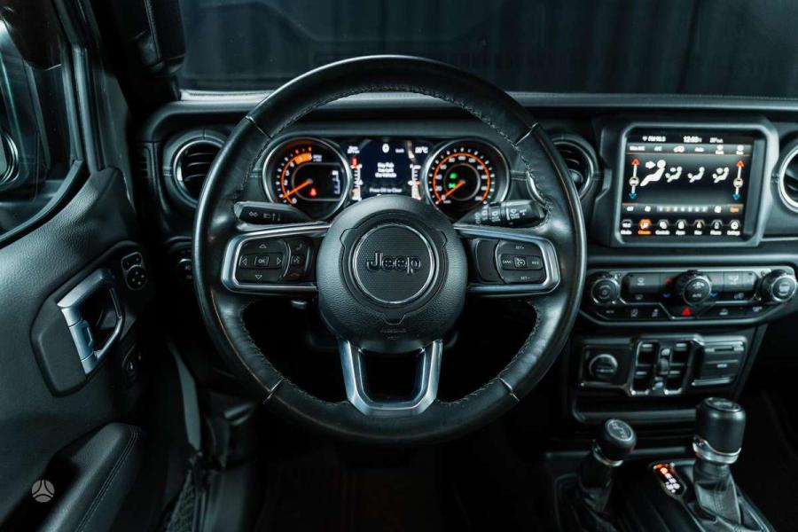 Pelēks Jeep Wrangler 2021 Viļņa, ar dzinēja tilpumu 2.99 L un nobraukumu 42 tūkst. km par 45000 €, foto 31 vietnē AUTOMOTO.COM.LV
