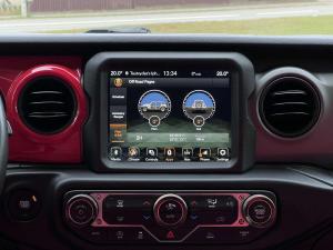 Pelēks Jeep Wrangler 2022 Viļņa, ar dzinēja tilpumu 3.00 L un nobraukumu 30 tūkst. km par 48500 €, foto 31 vietnē AUTOMOTO.COM.LV