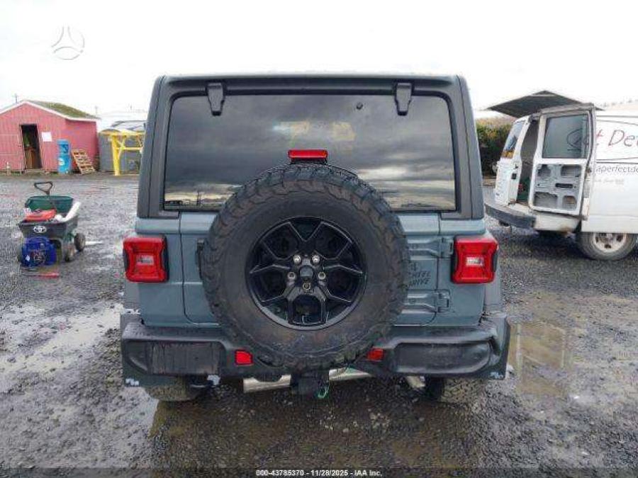 Pelēks Jeep Wrangler 2024 Klaipėda, ar dzinēja tilpumu 3.60 L un nobraukumu 9 tūkst. km par 17600 €, foto 17 vietnē AUTOMOTO.COM.LV