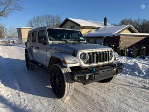 Pelēks Jeep Wrangler 2024 Kauņa, ar dzinēja tilpumu 2.00 L un nobraukumu 12 tūkst. km par 67000 €, foto 2 vietnē AUTOMOTO.COM.LV