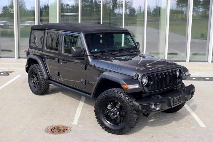 Grey Jeep Wrangler 2024 in Vilnius, with an engine capacity of 3.60 L and mileage of 15 thousand km for 37999 €, photo 1 on AUTOMOTO.COM.LV