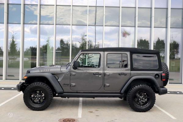 Pelēks Jeep Wrangler 2024 Viļņa, ar dzinēja tilpumu 3.60 L un nobraukumu 15 tūkst. km par 37999 €, foto 8 vietnē AUTOMOTO.COM.LV
