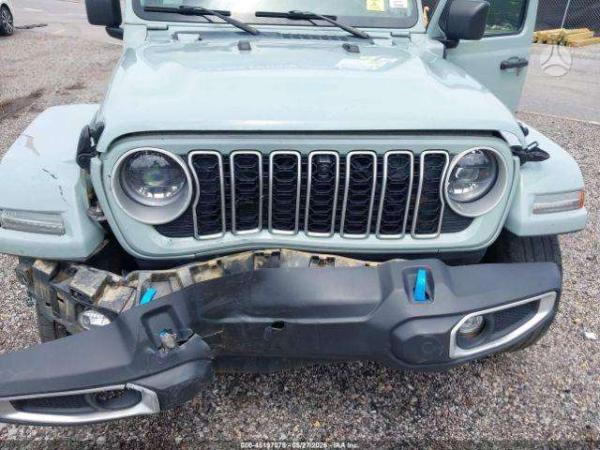 Grey Jeep Wrangler 2024 in Klaipeda, with an engine capacity of 2.00 L and mileage of 90 thousand km for 12300 €, photo 7 on AUTOMOTO.COM.LV
