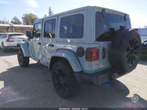 Pelēks Jeep Wrangler 2024 Klaipėda, ar dzinēja tilpumu 2.00 L un nobraukumu 72 tūkst. km par 19500 €, foto 4 vietnē AUTOMOTO.COM.LV