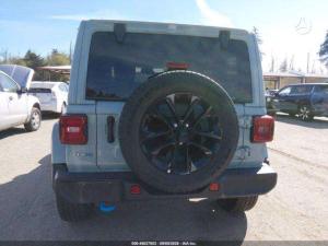 Pelēks Jeep Wrangler 2024 Klaipėda, ar dzinēja tilpumu 2.00 L un nobraukumu 72 tūkst. km par 19500 €, foto 17 vietnē AUTOMOTO.COM.LV