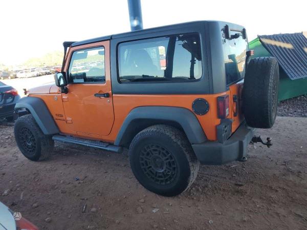 Orange Jeep Wrangler 2012 in Klaipeda, with an engine capacity of 3.60 L and mileage of 185 thousand km for 12200 €, photo 2 on AUTOMOTO.COM.LV