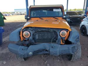 Orange Jeep Wrangler 2012 in Klaipeda, with an engine capacity of 3.60 L and mileage of 185 thousand km for 12200 €, photo 6 on AUTOMOTO.COM.LV