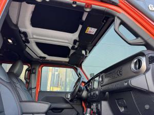 Orange Jeep Wrangler 2019 in Vilnius, with an engine capacity of 2.20 L and mileage of 119 thousand km for 34950 €, photo 12 on AUTOMOTO.COM.LV