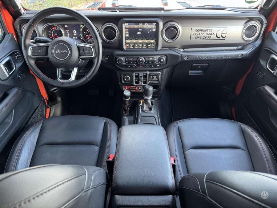 Orange Jeep Wrangler 2019 in Vilnius, with an engine capacity of 2.20 L and mileage of 119 thousand km for 34950 €, photo 13 on AUTOMOTO.COM.LV